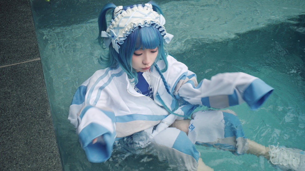 EP34: Tracksuit x Swimsuit! Sporty Subculture Girl Gets Soaked in Slim ...