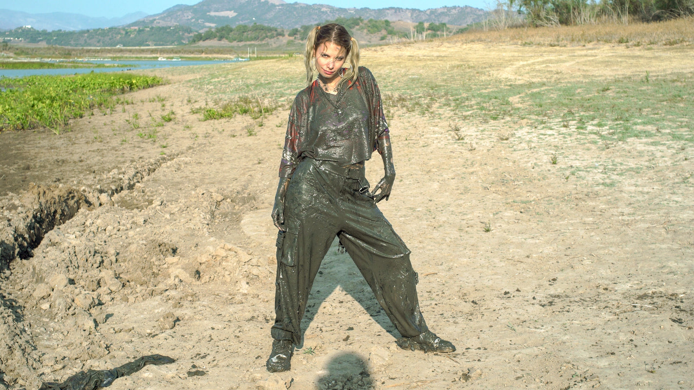EP09: Bad Girl Mud Bath in Leather Pants – RSS - Ruin Street Style